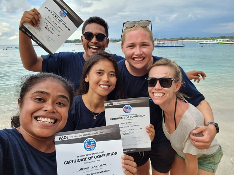 PADI IDC 2023 - PADI Instructor Development Course (IDC) with Platinum ...